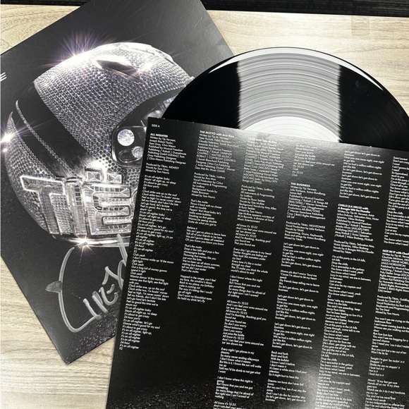 Media | Tiesto Signed Full Set Drive Album Exclusive | Poshmark